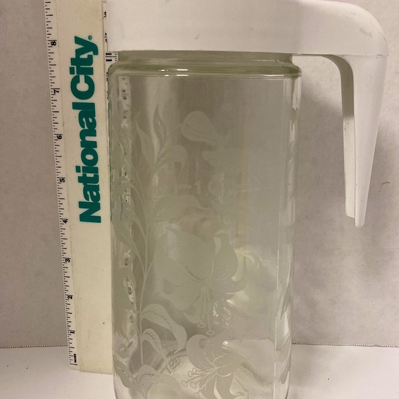 Anchor Hocking | Dining | Vintage Anchor Hocking Tang Pitcher With ...